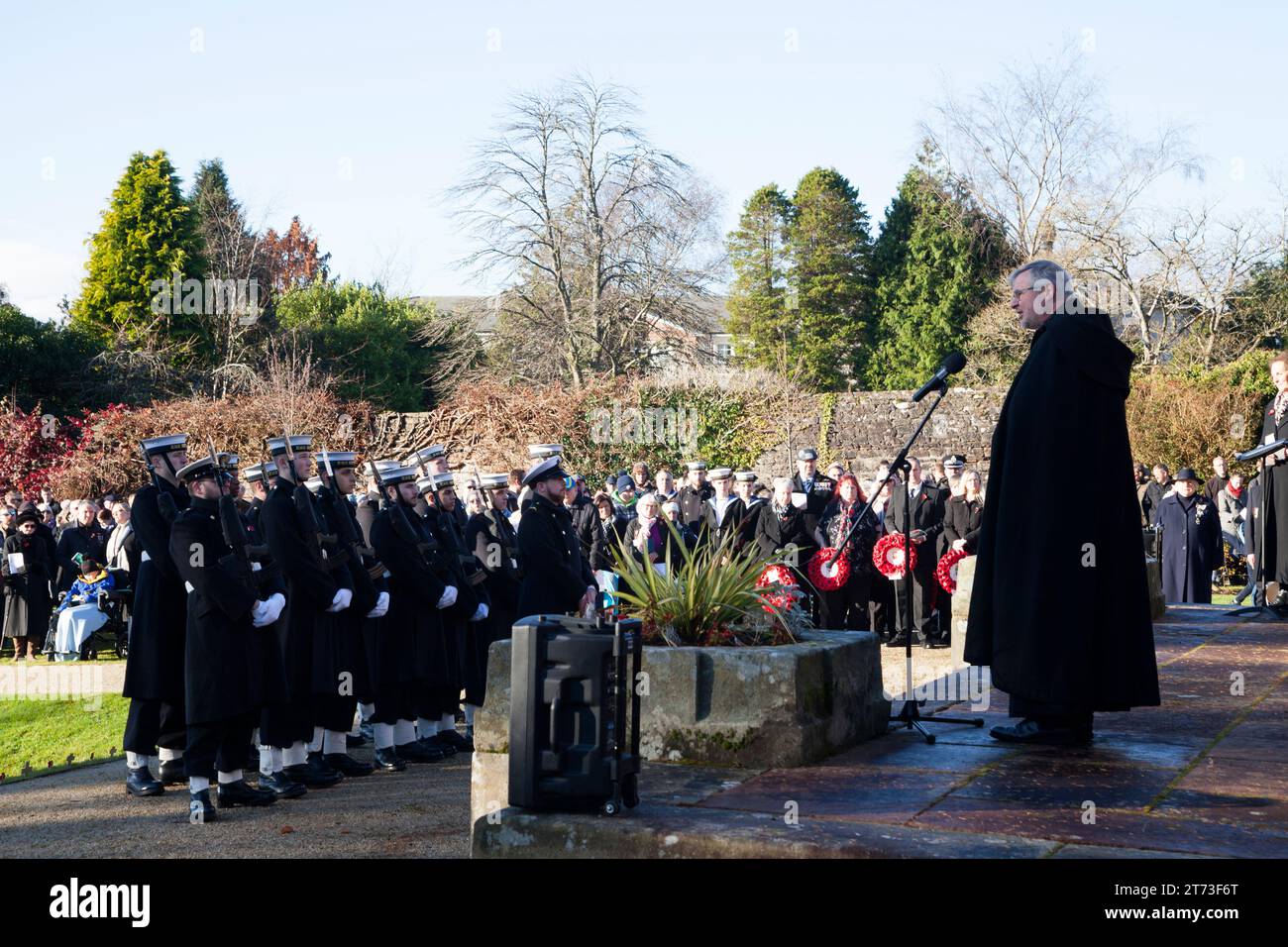 Remembrance service at Helensburgh War Memorial with Dom Ind from St ...