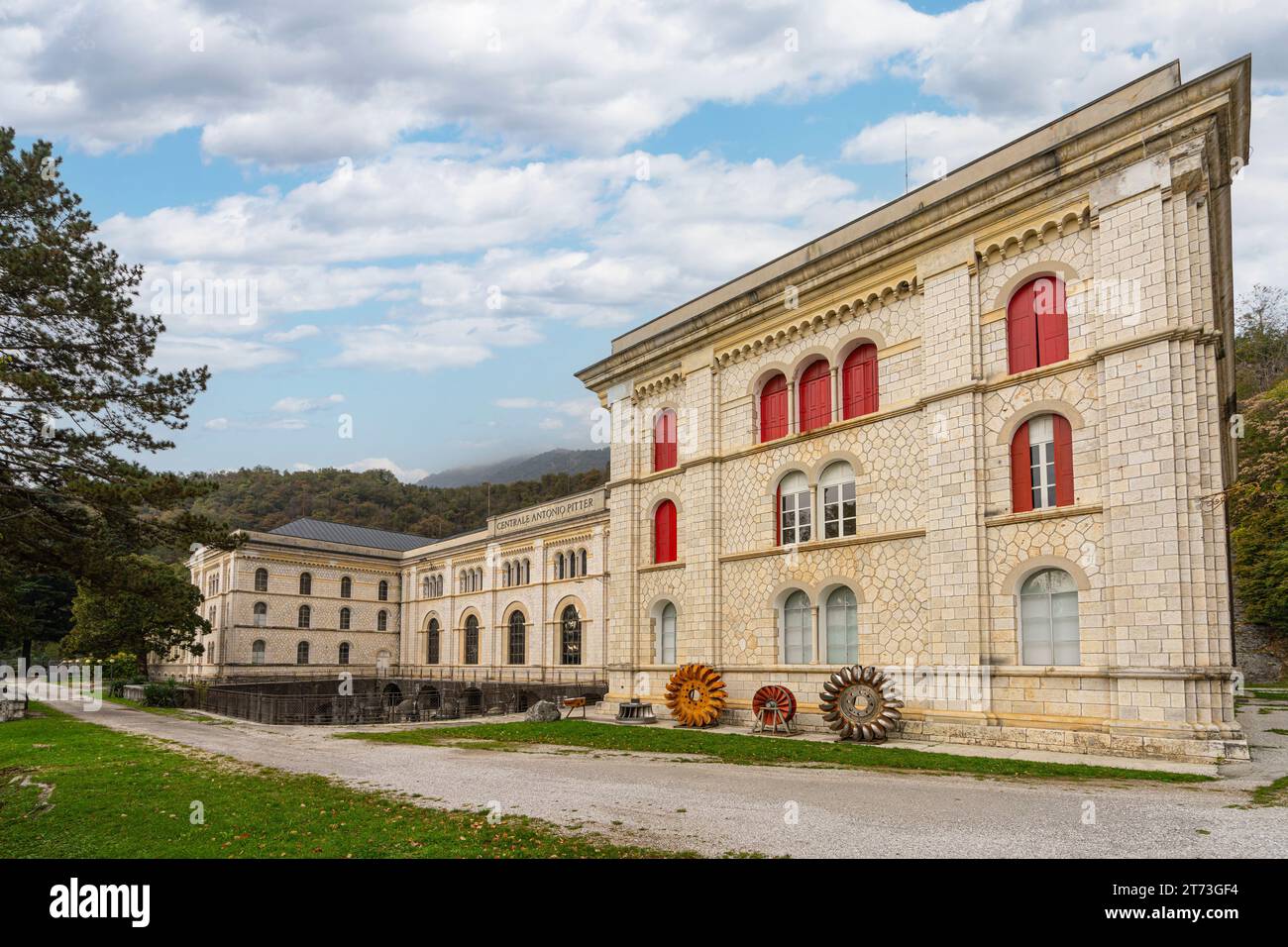 Hydroelectric power plant italy hi-res stock photography and images - Alamy
