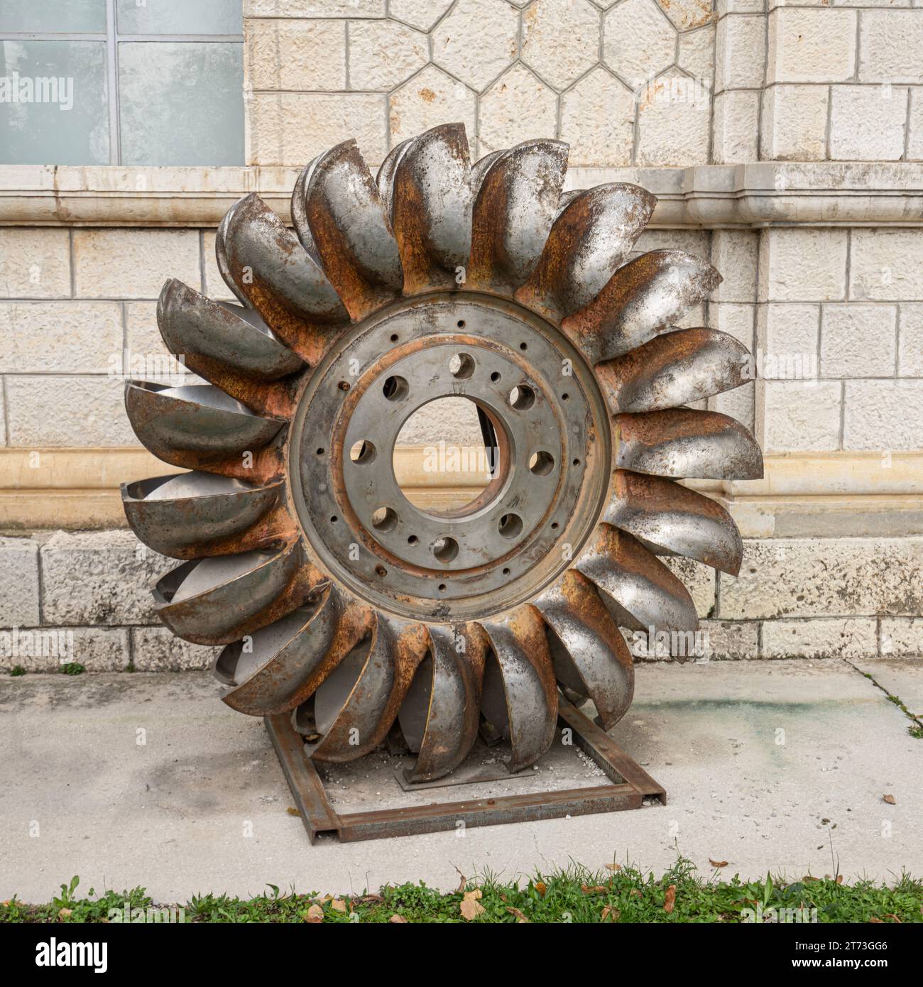 Tangential turbine hi-res stock photography and images - Alamy
