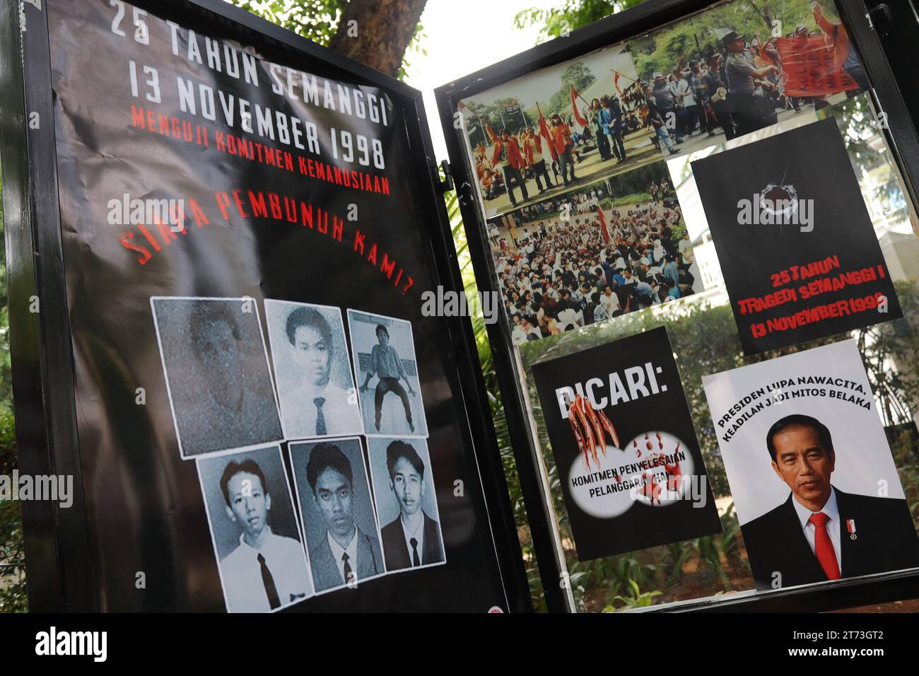 Darkhistory hi-res stock photography and images - Alamy