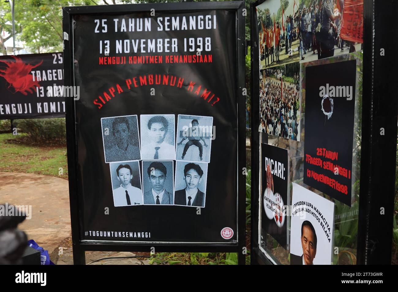 Darkhistory hi-res stock photography and images - Alamy