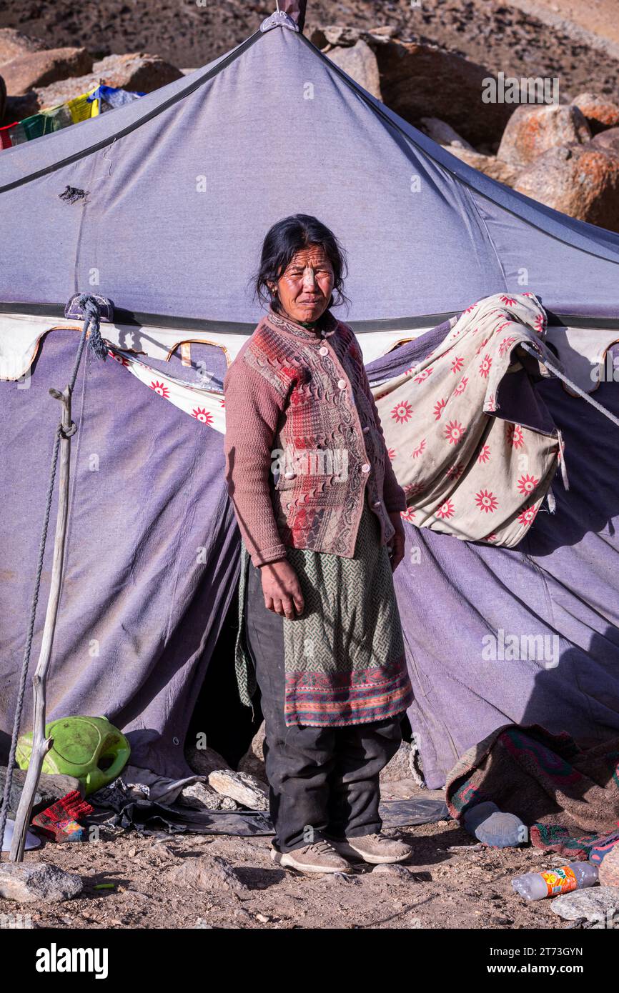 Nomadic lifestyle india hi-res stock photography and images - Alamy