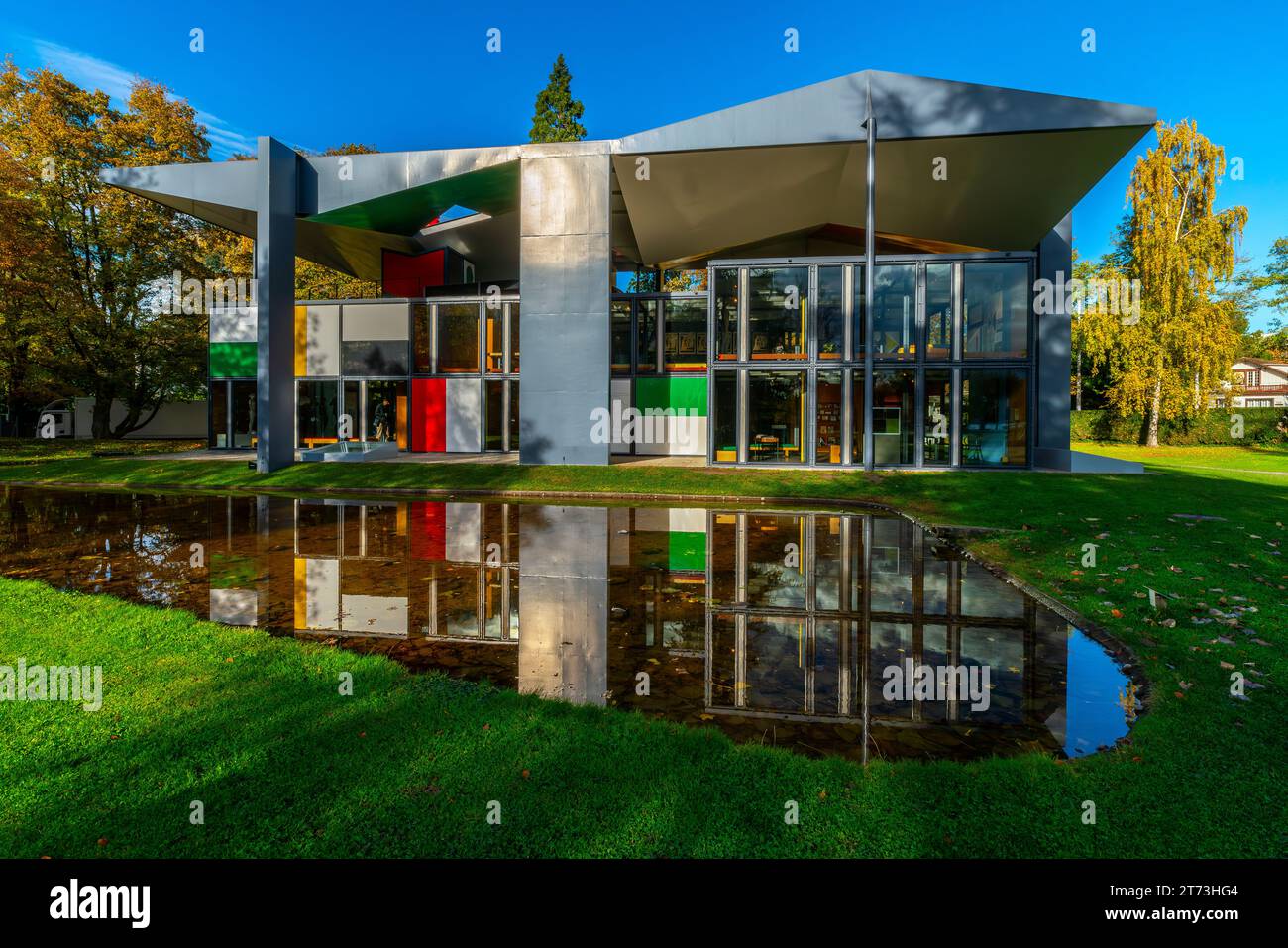 Pavillon Le Corbusier or Heidi Weber House designed by La Corbusier ...