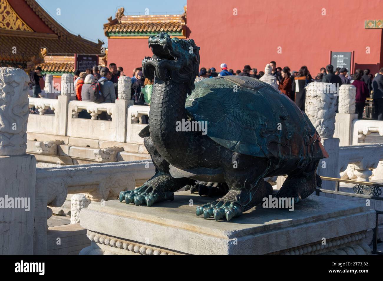 Bronze turtle at the Forbidden City in Beijing (Beijing), China Stock ...