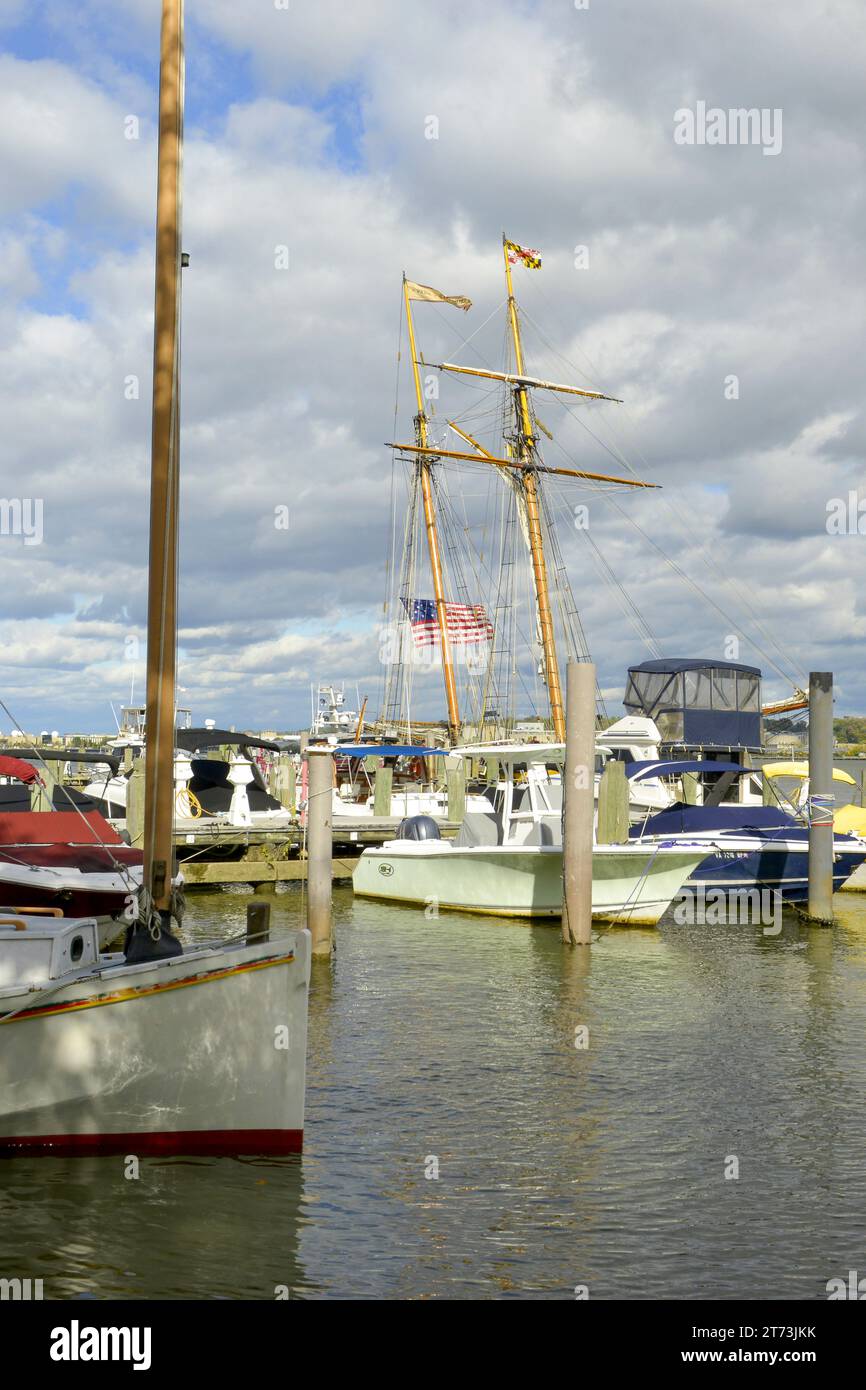 Old Town waterfront in Alexandria VA Stock Photo - Alamy
