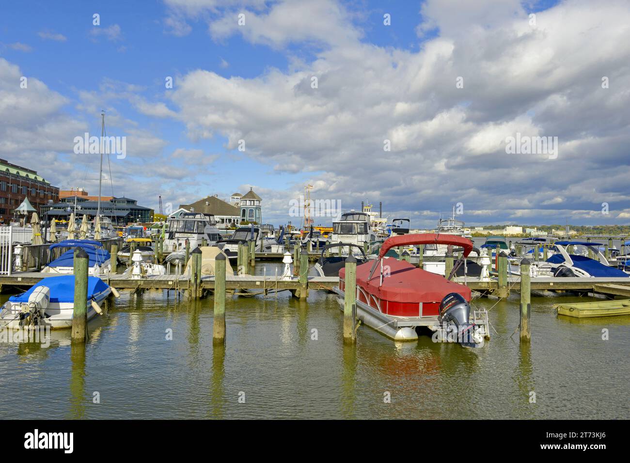 Old Town waterfront in Alexandria VA Stock Photo - Alamy