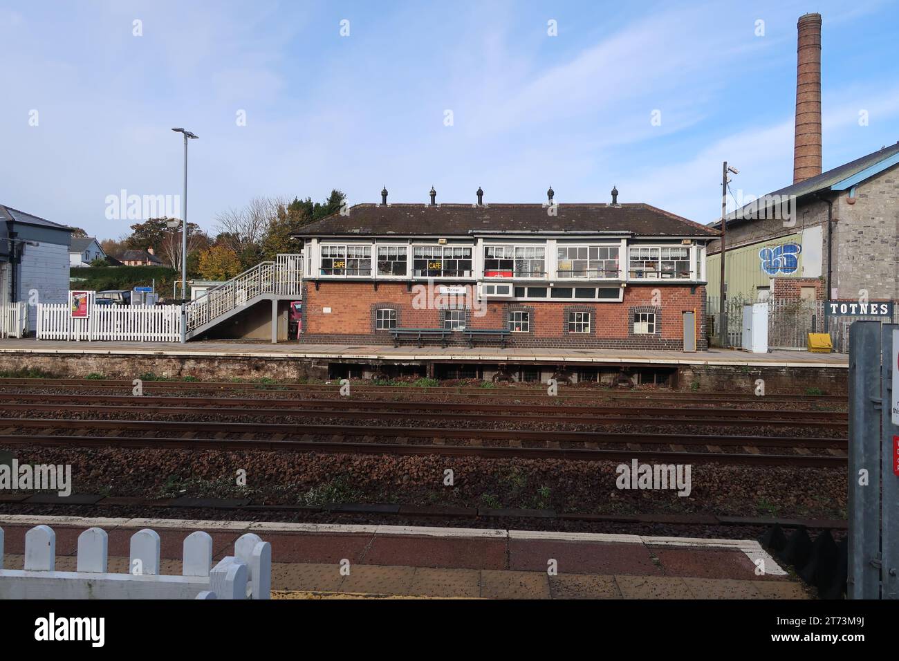 Signal box cafe hi-res stock photography and images - Alamy