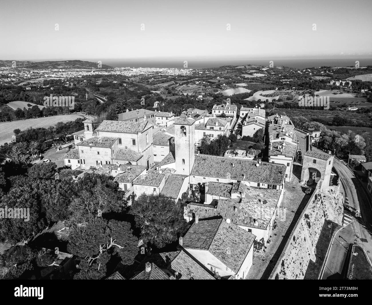 Aerial rooftop view historic Black and White Stock Photos & Images - Alamy