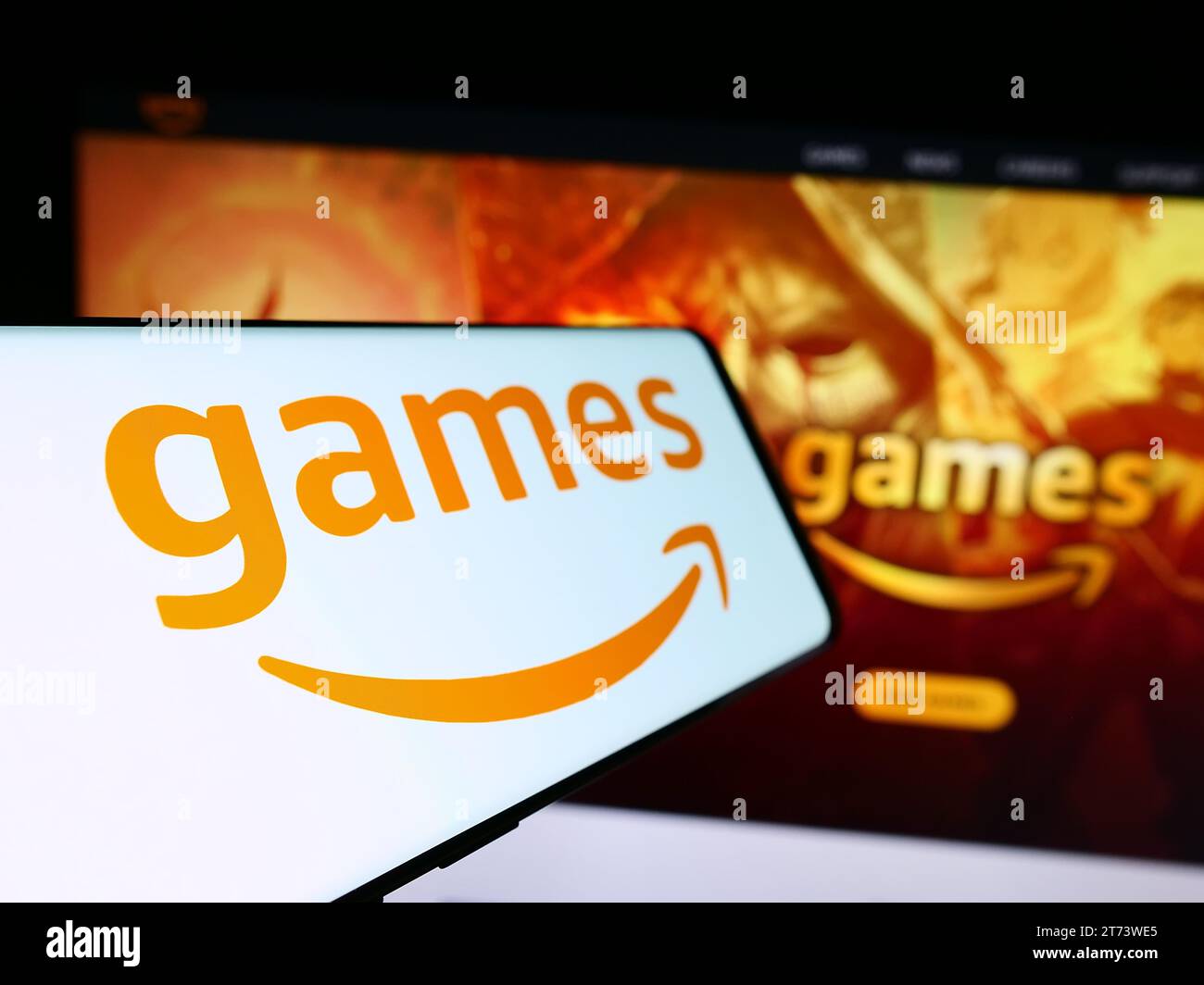 Amazon lumberyard background hi-res stock photography and images - Alamy