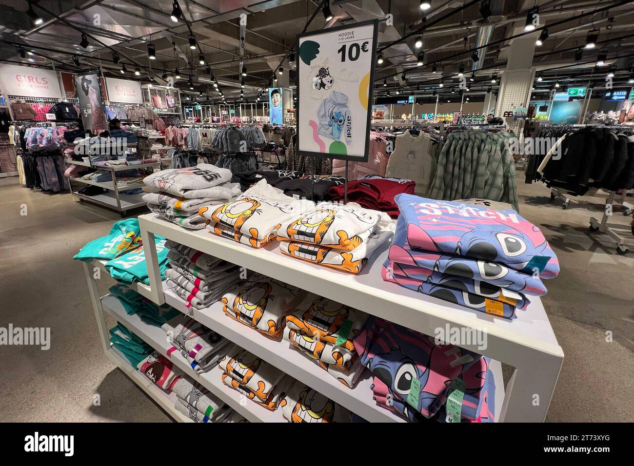 Pep stores hi-res stock photography and images - Alamy
