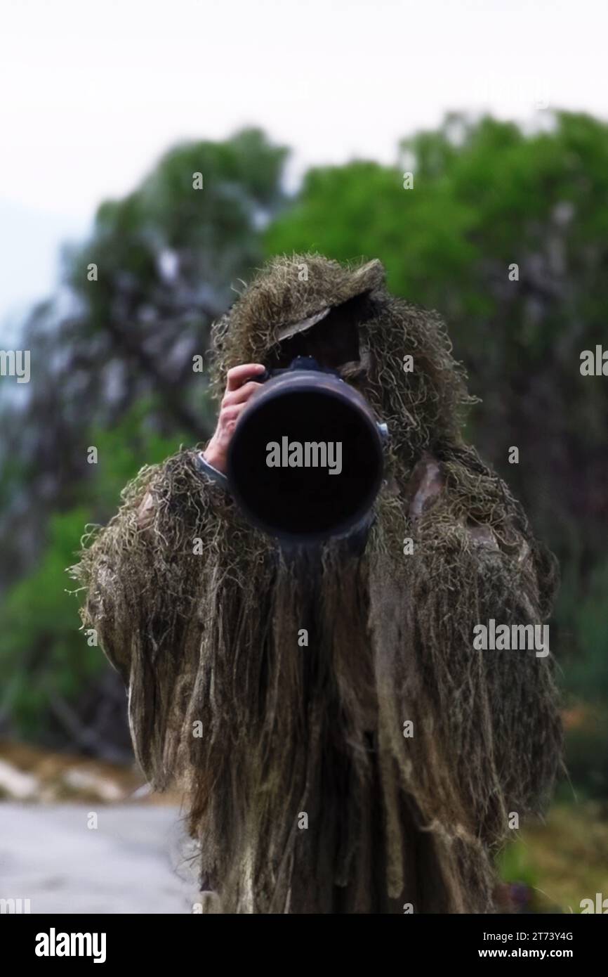 Adult camouflage clothing hi-res stock photography and images - Alamy