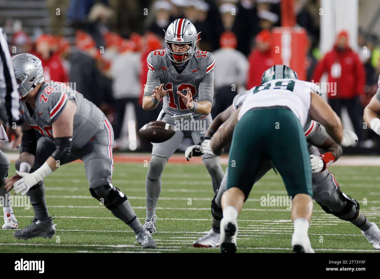 Ohio State quarterback Lincoln Kienholz plays against Michigan State ...