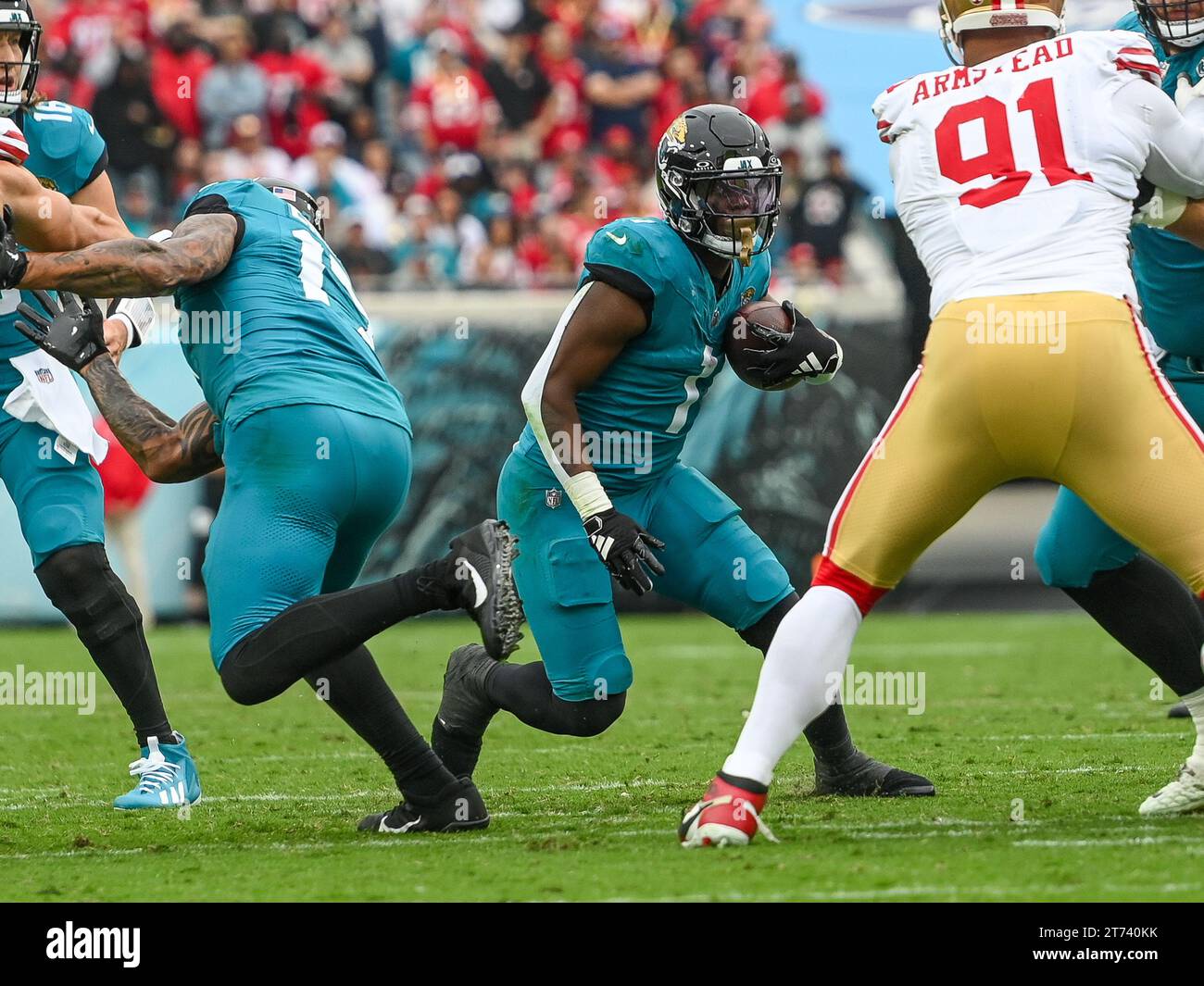 November 12, 2023: Jacksonville Jaguars running back Travis Etienne Jr ...