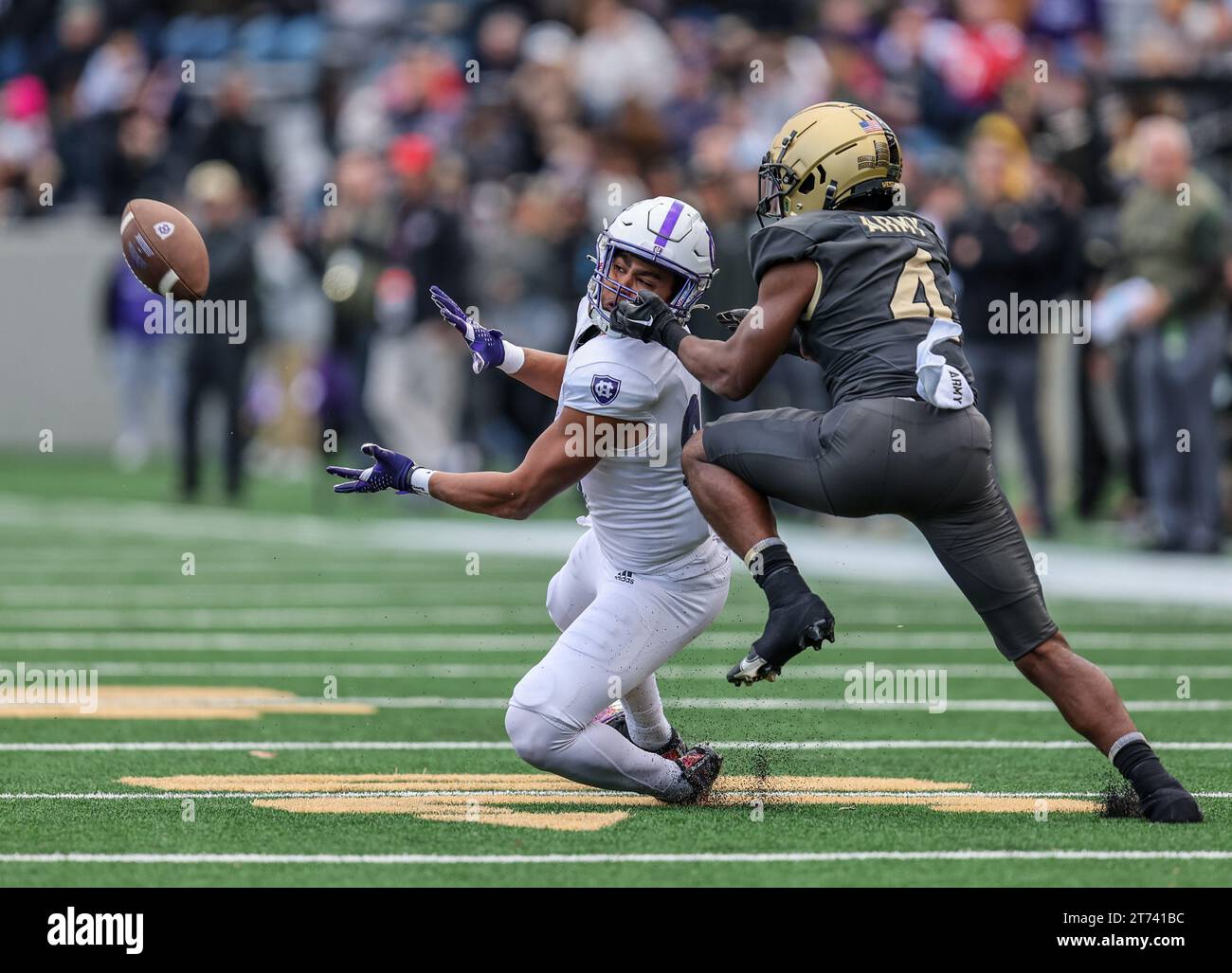 November 11, 2023: Army Black Knights defensive back Jabari Moore (4 ...