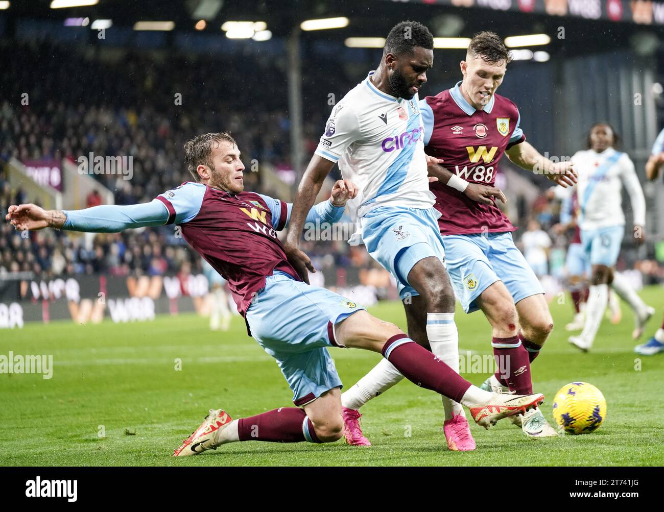 Jordan Bayer and Dara Oshea for Burnley FC on the ball during Burnley v ...
