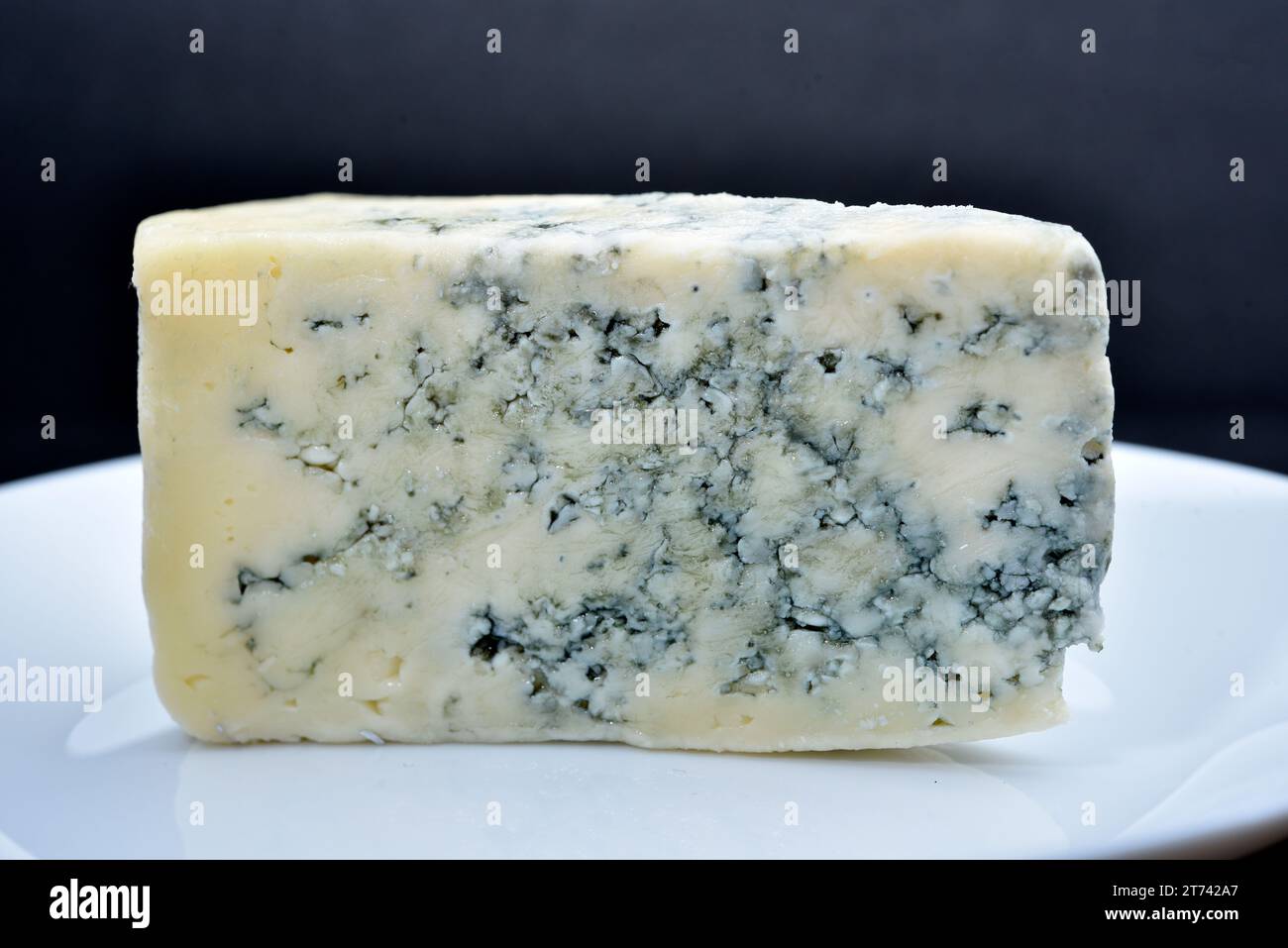 Smelly cheese plate hi-res stock photography and images - Alamy