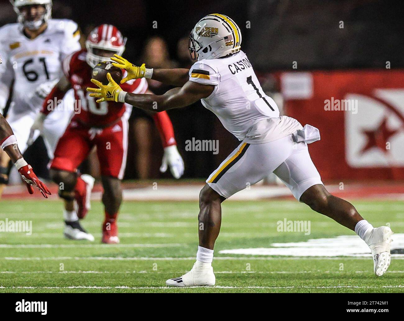 November 9, 2023: Southern Miss WR Jakarius Caston (1) catches a pass ...