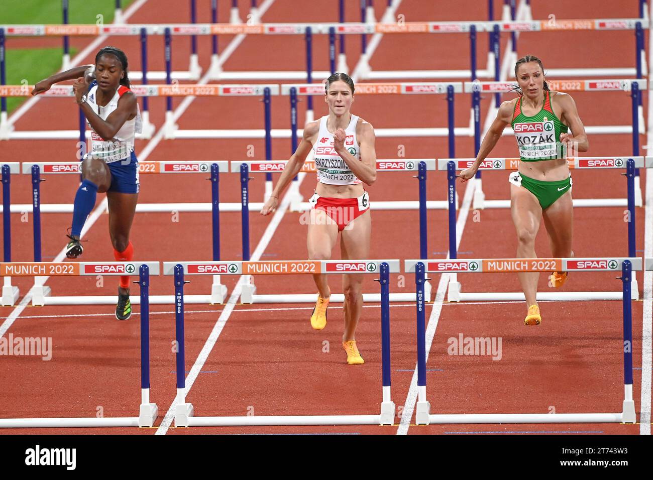 Cyrena Samba-Mayela (France), Pia Skrzyszowska (Poland), Luca Kozak ...