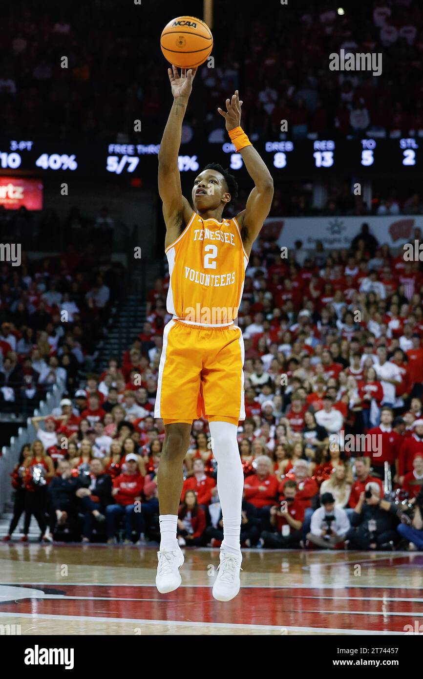 November 10, 2023: Tennessee Volunteers guard Jordan Gainey (2) takes a ...