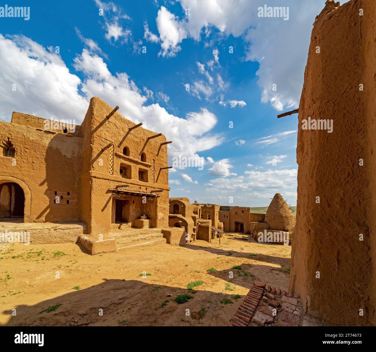 Mongolian empire. The capital of the Golden Horde is a street in Sarai ...