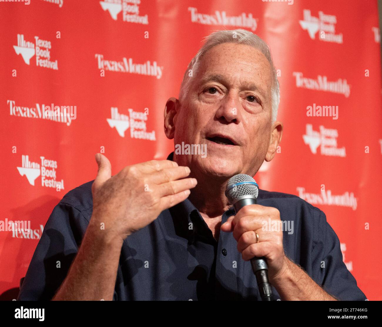 Austin, TX, USA. 11th Nov, 2023. Journalist WALTER ISAACSON discusses ...