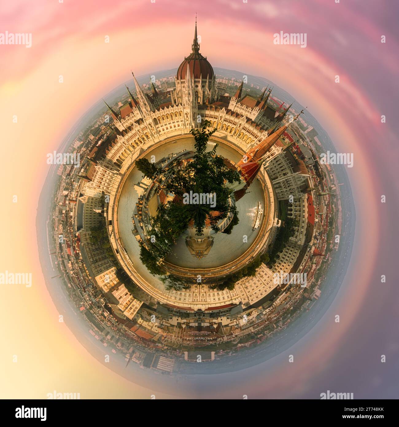 360 degree city landscape hi-res stock photography and images - Alamy