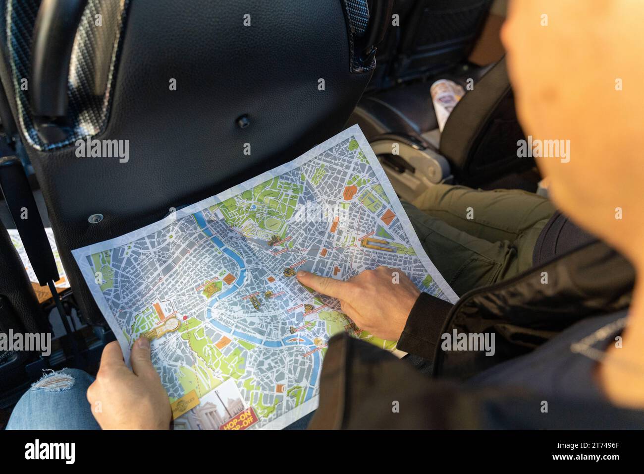 Stadtplan wegweiser hi-res stock photography and images - Alamy