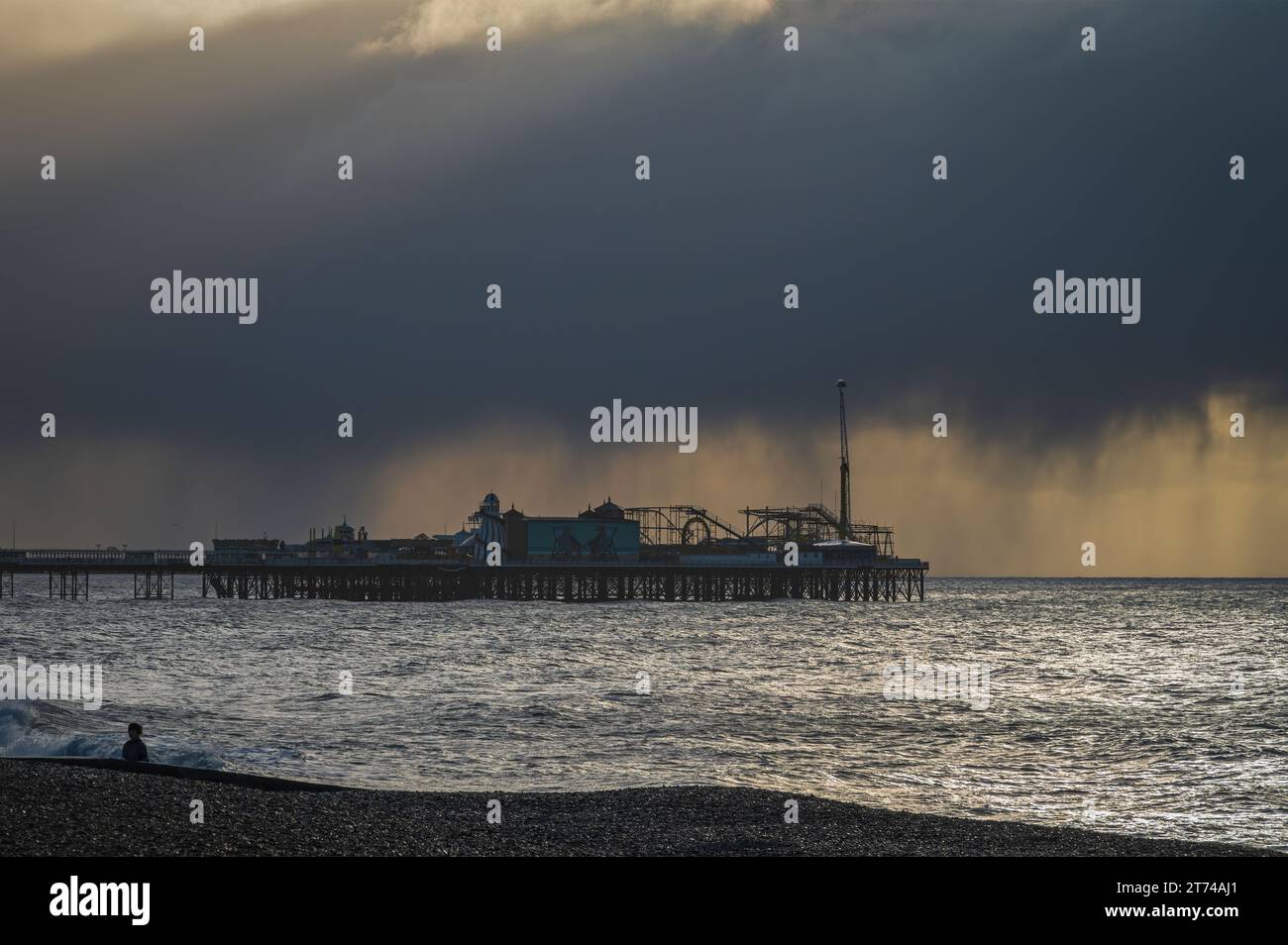 Heavy rain sweeping in behind Palace Pier just after sunrise, Brighton ...