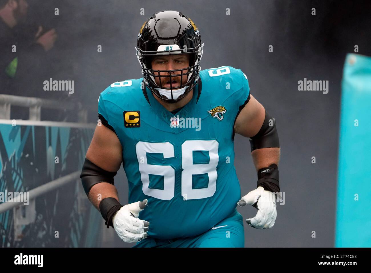 Jacksonville Jaguars guard Brandon Scherff (68) during player ...