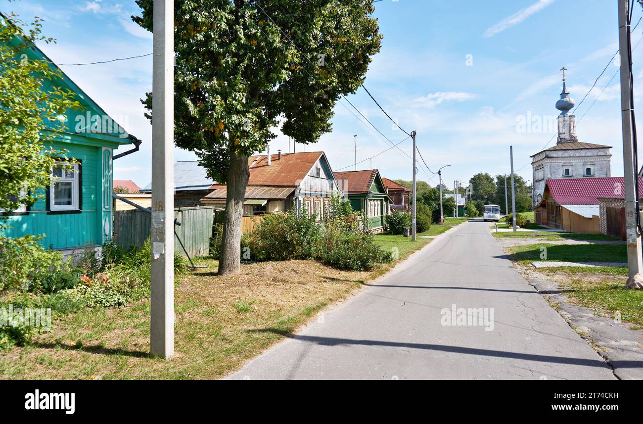 Russian country houses hi-res stock photography and images - Alamy