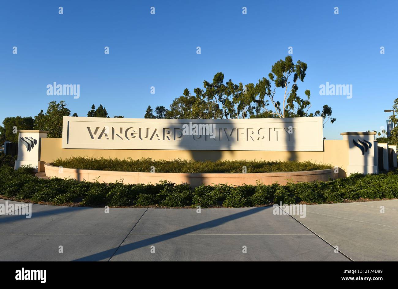 COSTA MESA, CALIFORNIA - 12 NOV 2023: Vanguard University sign, a ...