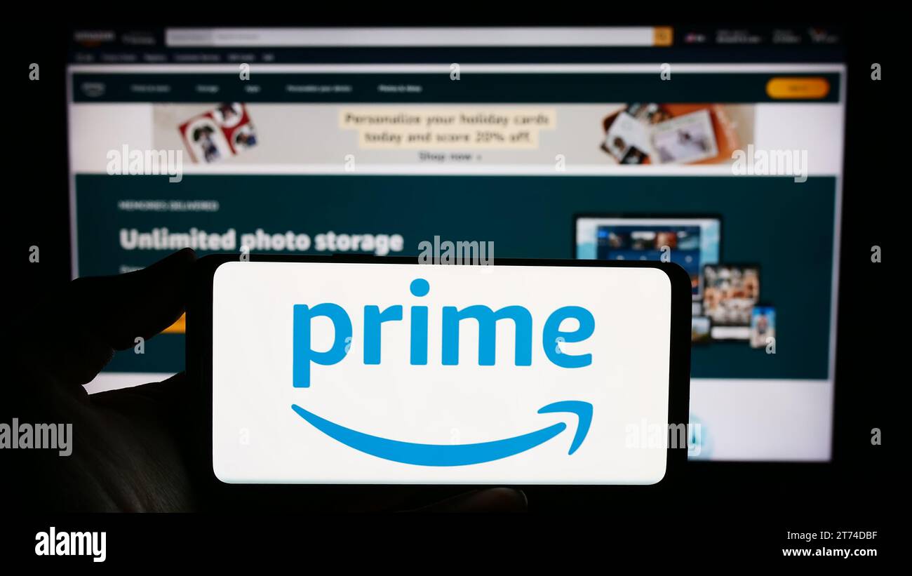 Amazon prime logo hi-res stock photography and images - Alamy