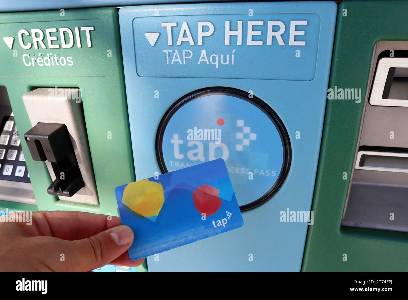 Los Angeles, California: Los Angeles Metro Rail Ticket Machine with TAP ...