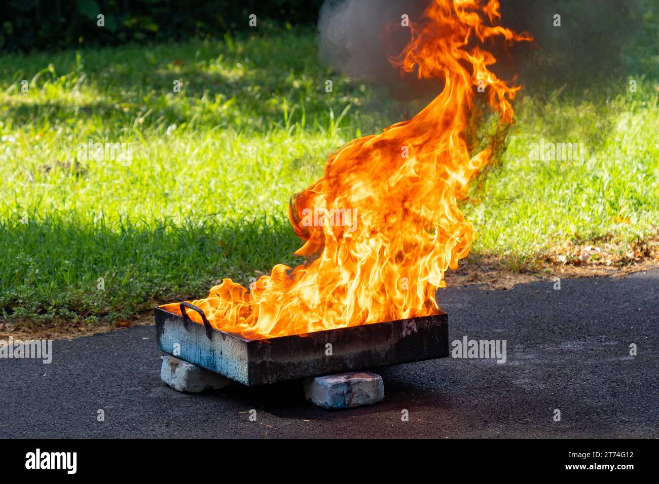 Firefighting smoke hi-res stock photography and images - Alamy