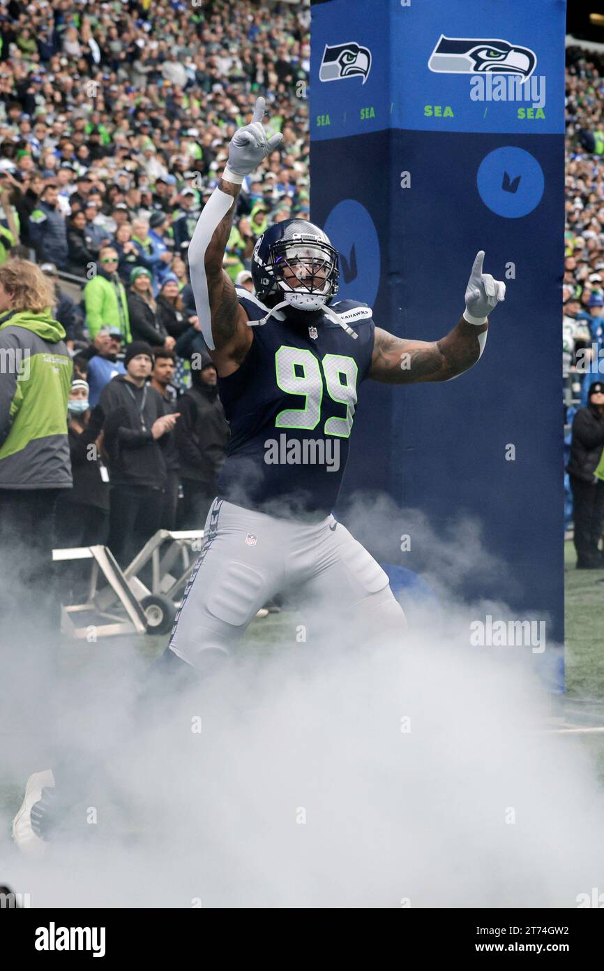 Seattle Seahawks defensive end Leonard Williams enters the field for ...