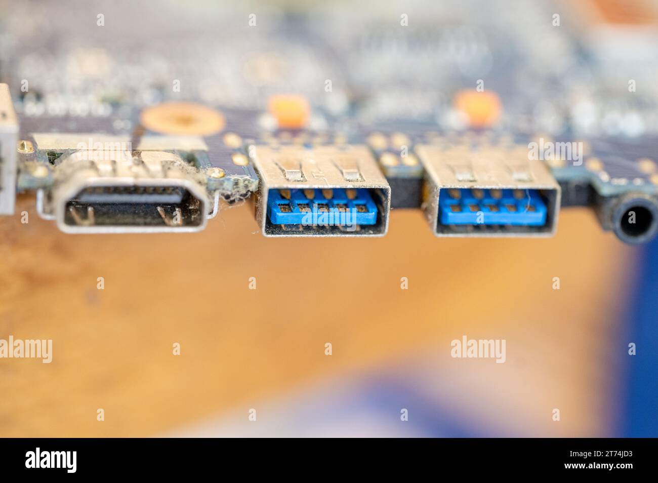 Dismantled phone hi-res stock photography and images - Alamy