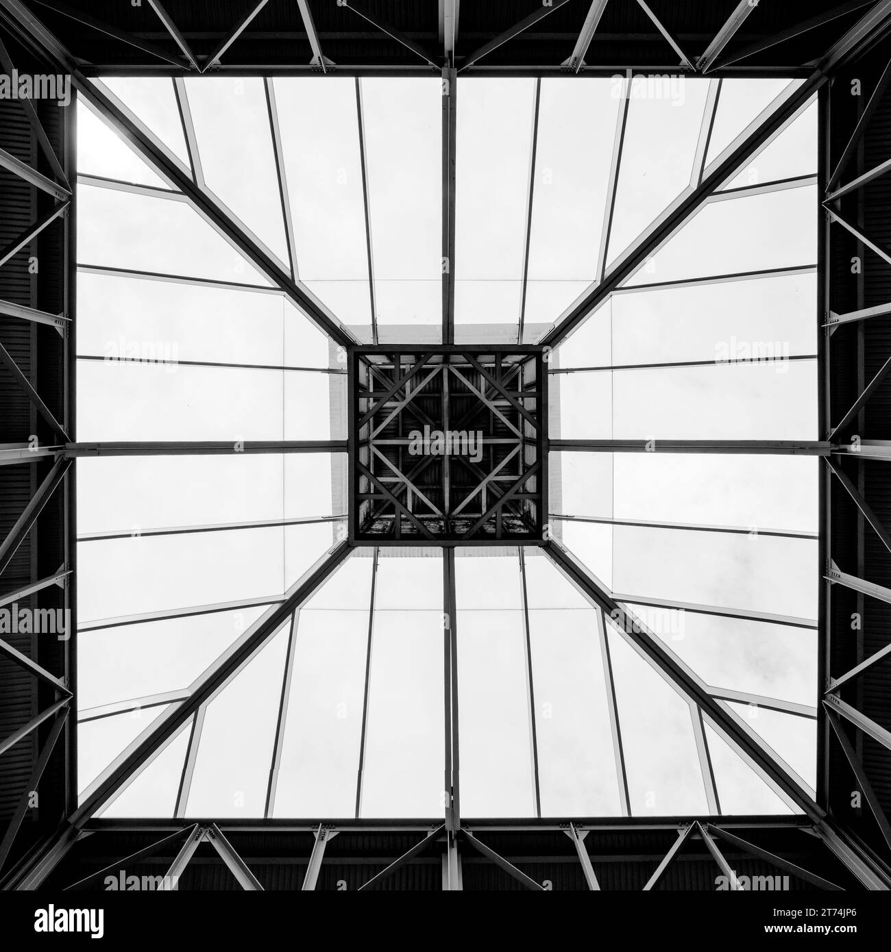 Sky lit atrium Black and White Stock Photos & Images - Alamy