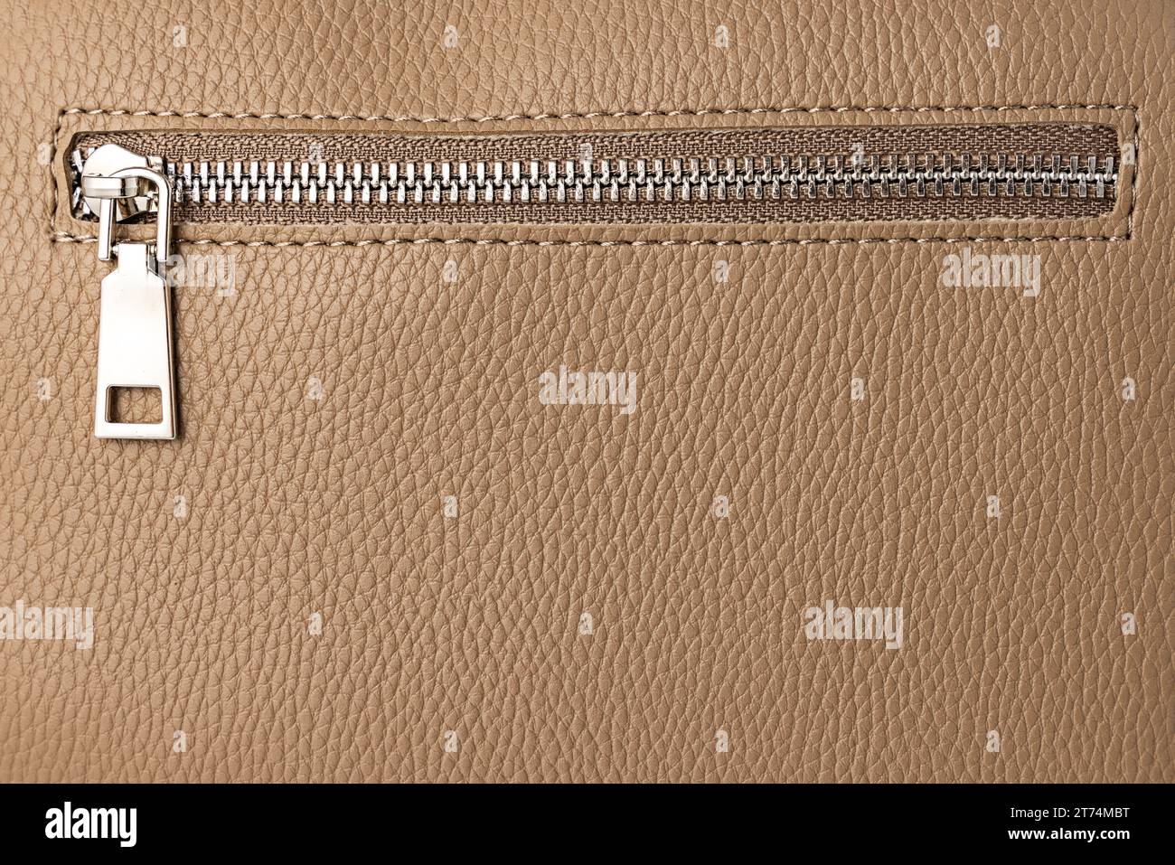 Leather suitcase texture hi-res stock photography and images - Alamy