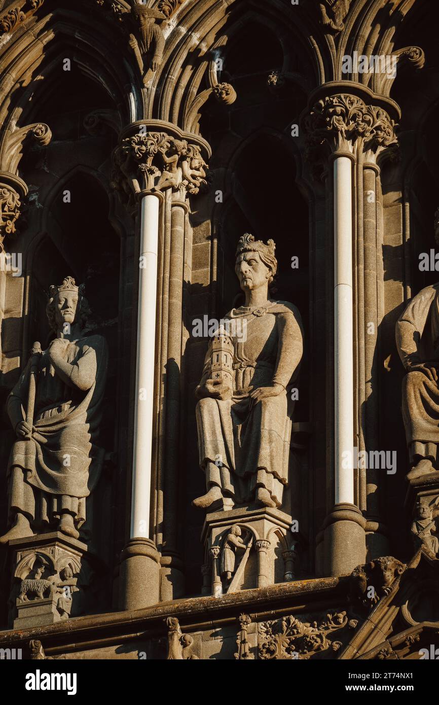 An architectural masterpiece, featuring several sculptures adorning the ...