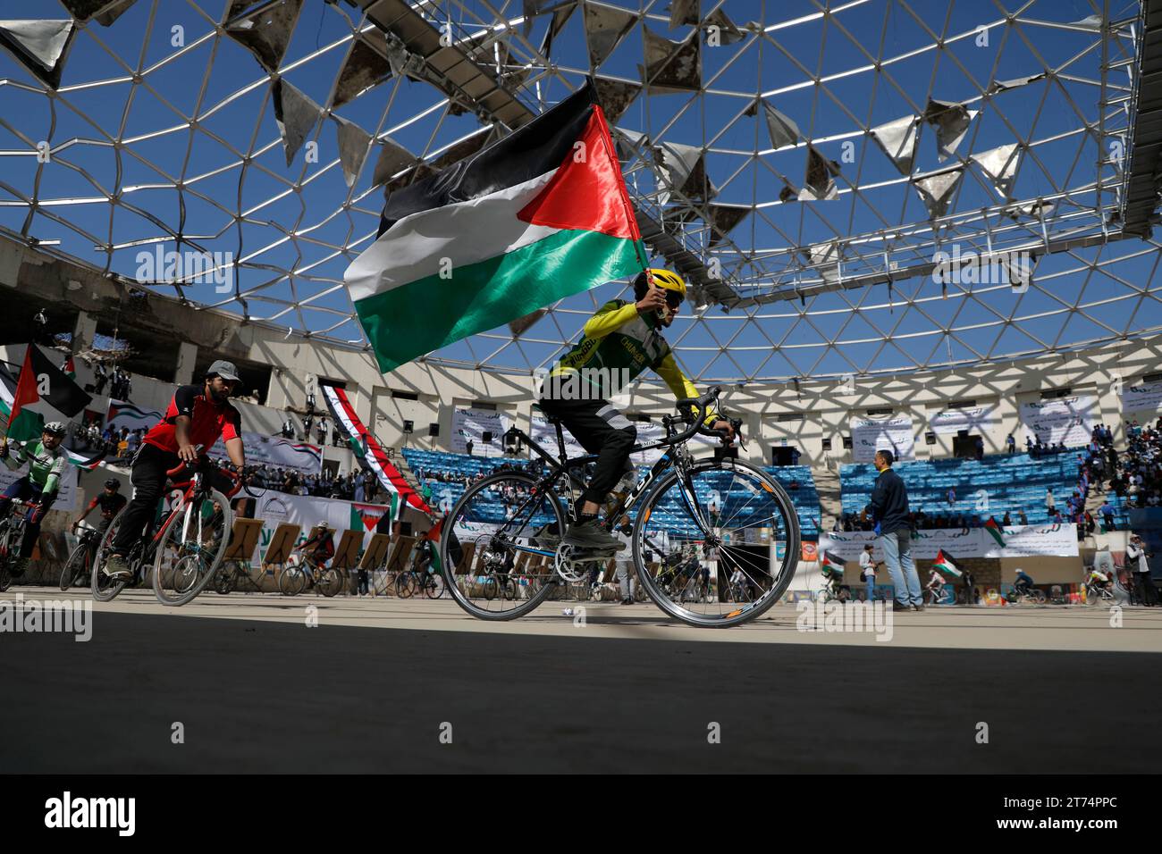 Yemen sanaa rally hi-res stock photography and images - Alamy