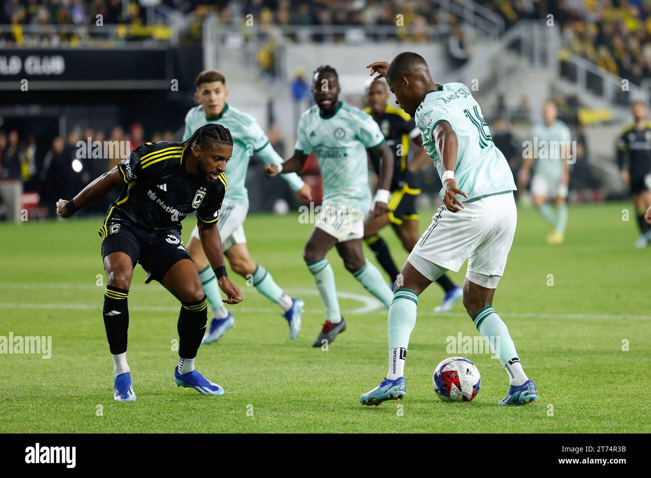 COLUMBUS, OH - NOVEMBER 12: Atlanta United forward Xande Silva (16 ...