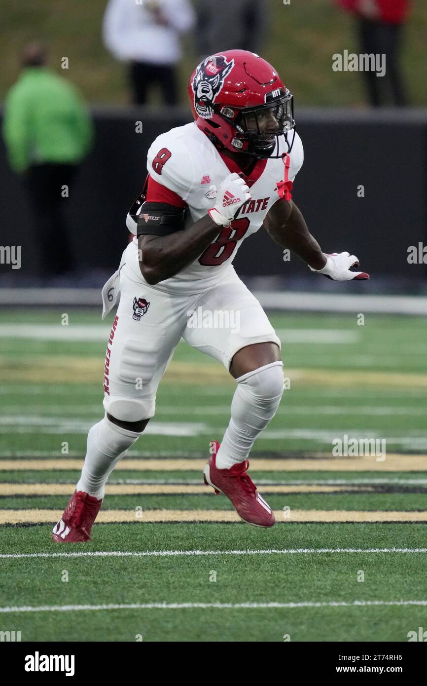 North Carolina State defensive back Robert Kennedy (8) rushes the ...