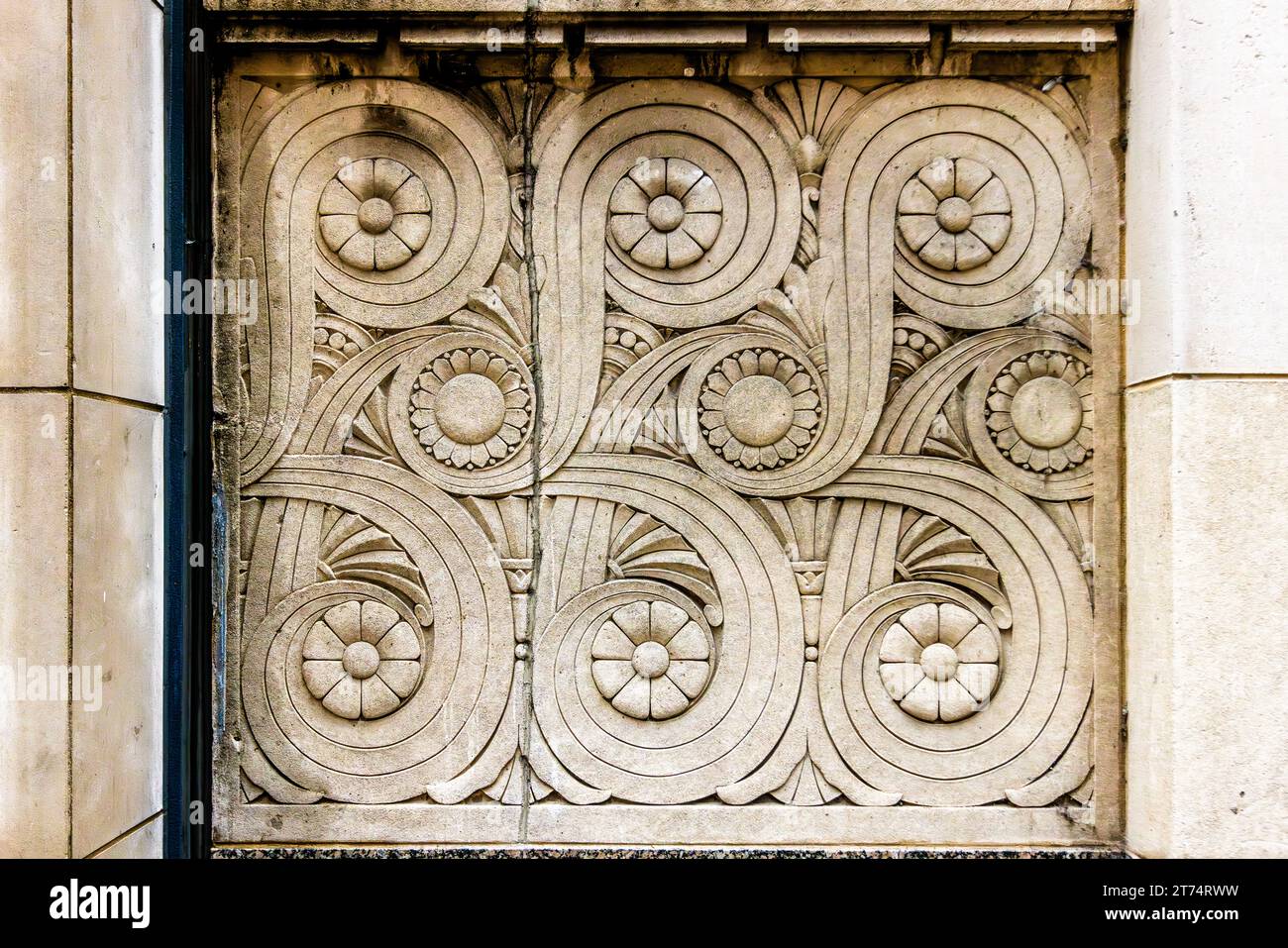 Wacker tower hi-res stock photography and images - Alamy