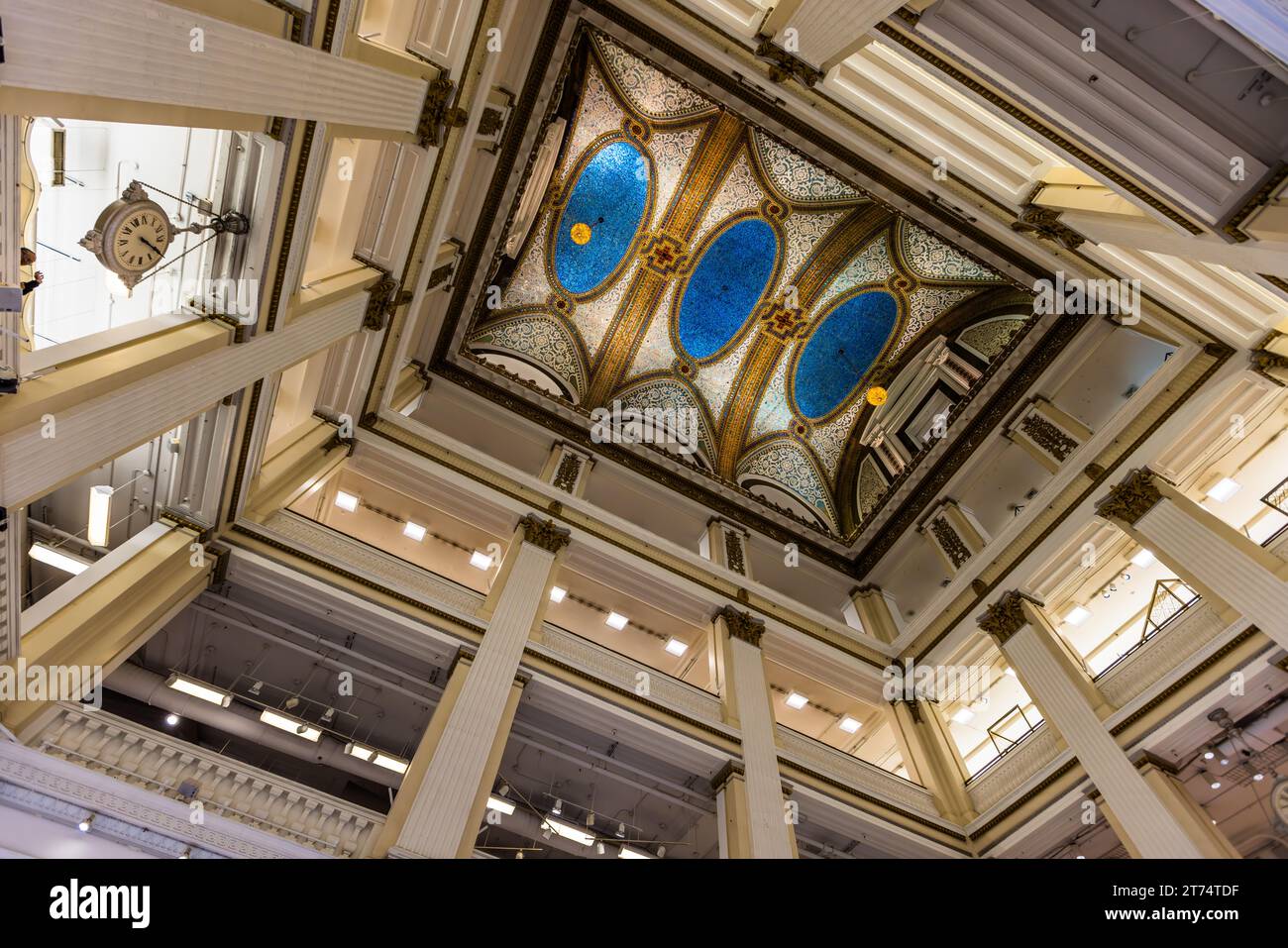 Macy's Department Store vaulted ceiling mosaic with Tiffany lamps ...