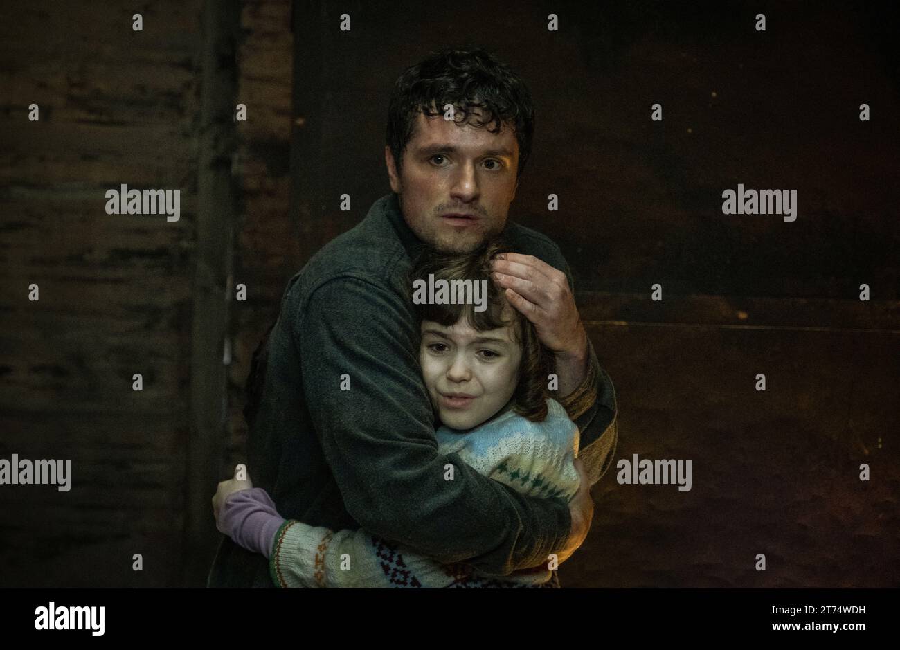 Josh hutcherson five nights at freddys hi-res stock photography and images - Alamy