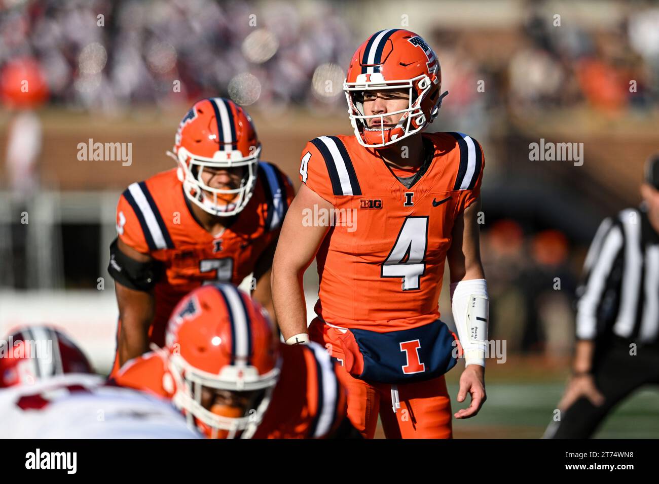 CHAMPAIGN, IL - NOVEMBER 11: Illinois QB John Paddock (4) during a ...