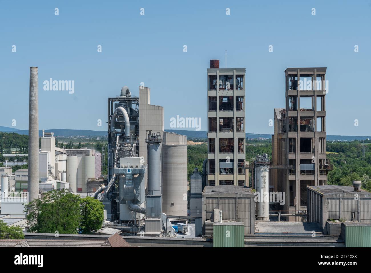 Cement Plant With Silos And Process Towers Stock Photo - Alamy
