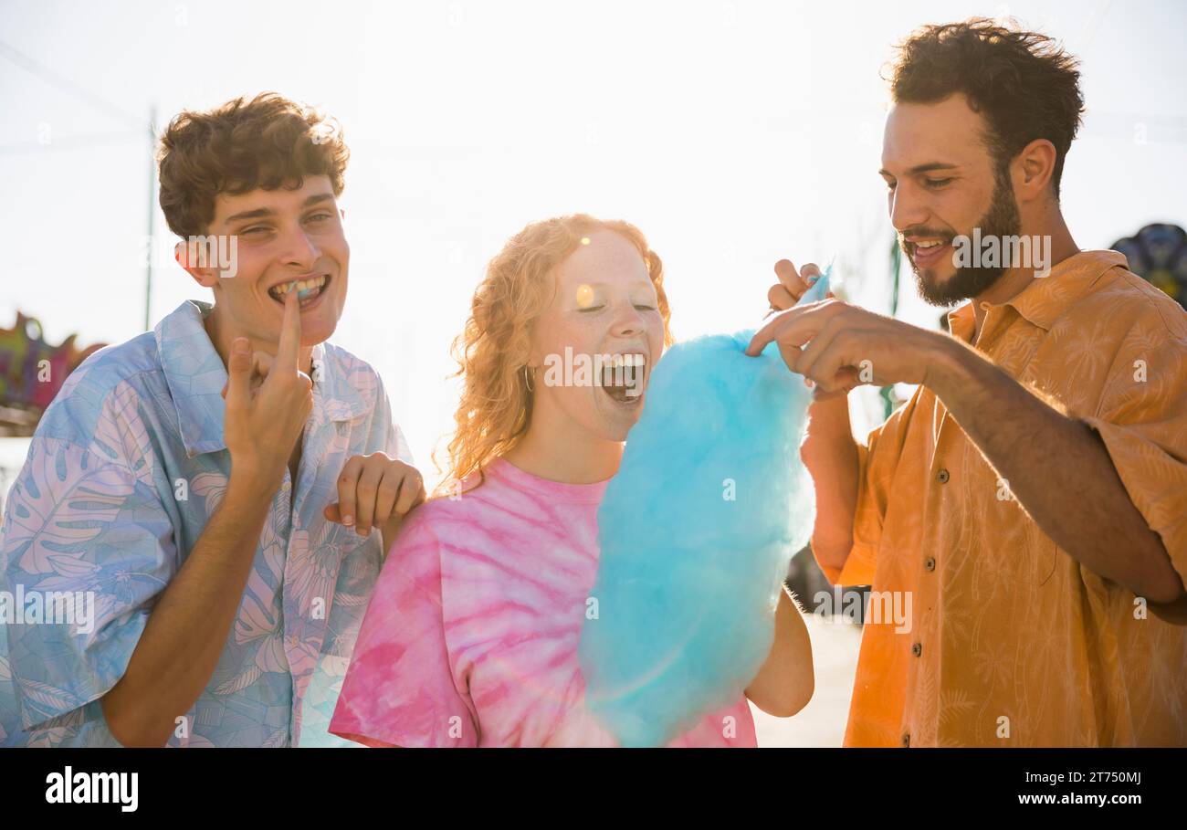 Freedom friend friendly friendship hi-res stock photography and images ...