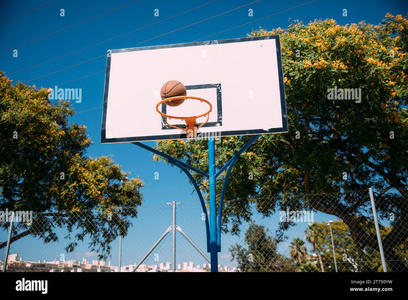 Scratch match hi-res stock photography and images - Alamy