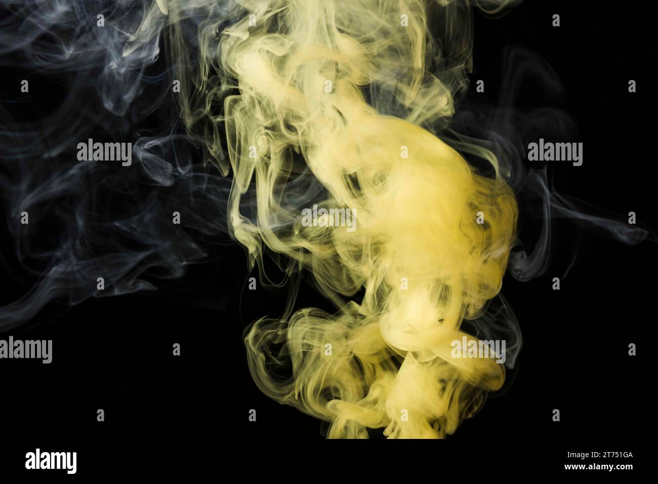 Black background 4k hi-res stock photography and images - Alamy